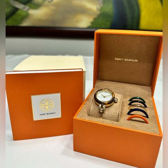 Tory Burch | Accessories | Nwt Tbw20 Tory Burch Gigi Bangle Gold Tone ...